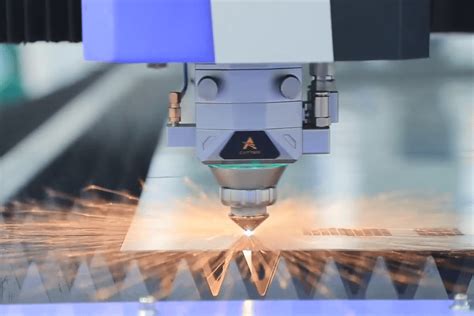 What Factors Determine The Speed And Accuracy Of Co2 Laser Cutting