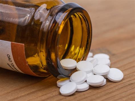 Asetosal Kegunaan Dosis Efek Samping Dll Hello Sehat