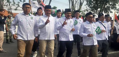 Target 18 Kursi PKB Gresik Daftarkan 50 Bacalegnya Ke KPUD SEKILAS MEDIA