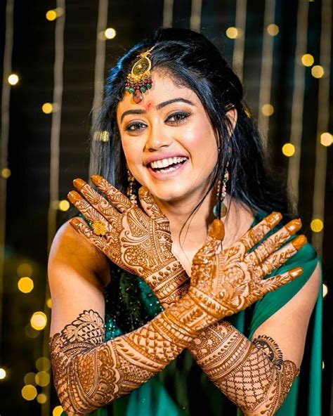 250 Traditional And Modern Mehndi Designs For Brides And Bridesmaids