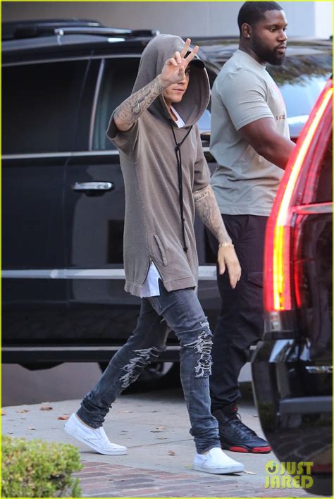 Justin Bieber Ariana Grande Tease What Do You Mean Remix Watch