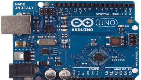 اقوم بكتبة كود على المتحكم أردوينو اونو اشرحه لك مع المحاكاة خمسات