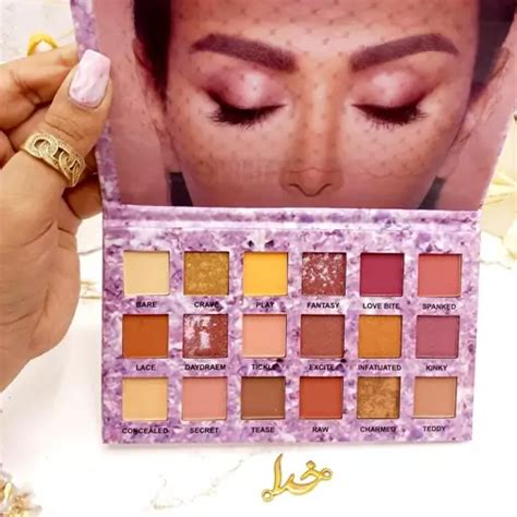 خرید و قیمت پالت سایه چشم 18 رنگ هدا بیوتی آیینه دار Hudabeauty شاین و