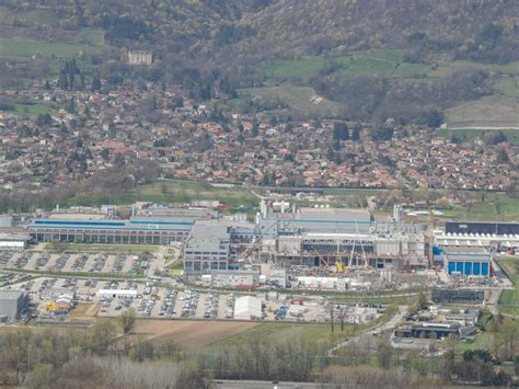 Isère Pourquoi Stmicroelectronics Agrandit Son Usine De Crolles