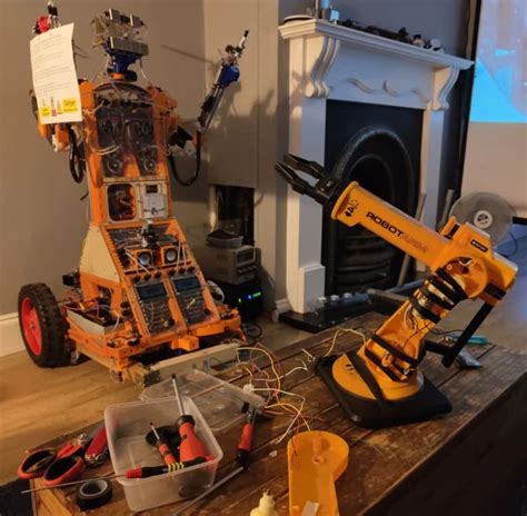 Teach You How To Build A Circuit And Program Your Arduino By Elysabionics Fiverr