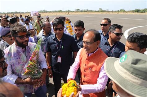 Cm Shivraj In Khandwa सीएम शिवराज सिंह चौहान ने खंडवा में लाड़ली बहनों