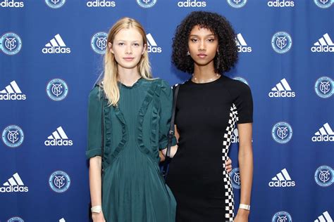 Anna Lund Hawtcelebs