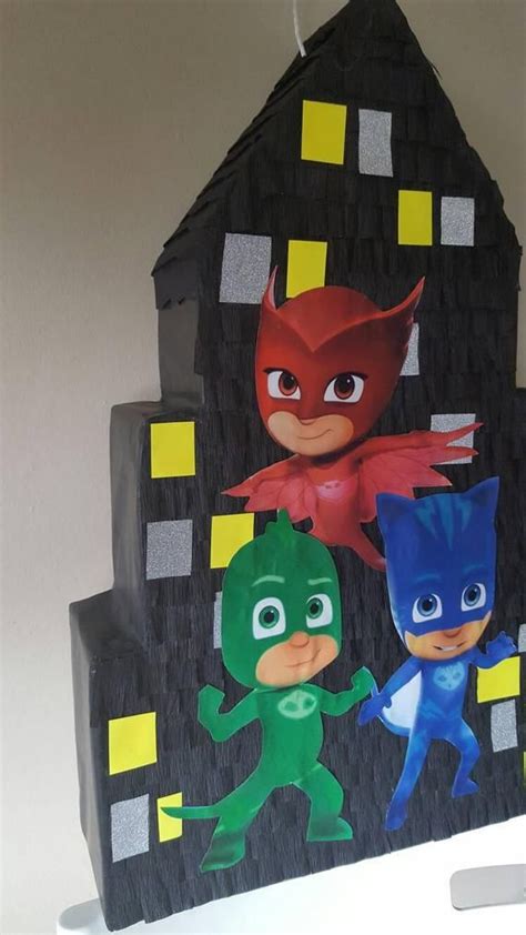 Pinata inspired by Pj masks con imágenes Heroes en pijamas