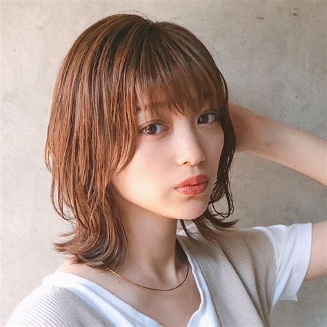面長さんの悩みを髪型で解消！美人映えする小顔見せヘアスタイル Hair 面長 髪型 面長 ヘアスタイル デート ヘアアレンジ