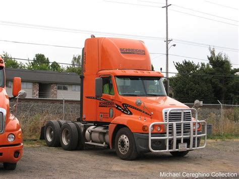 Schneider National Freightliner Century Class Daycab With Cattle Guard