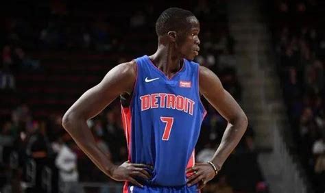 广东男篮第四外援人选出炉！nba2米16中锋，杜锋收两好一坏消息索恩·梅克辽宁山东