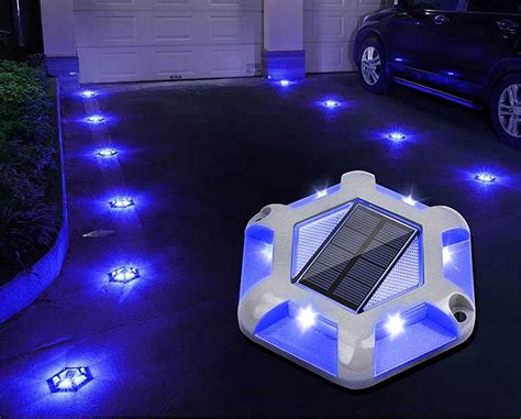 Best Solar Powered LED Driveway Dock Lights For 2024 Nerd Techy