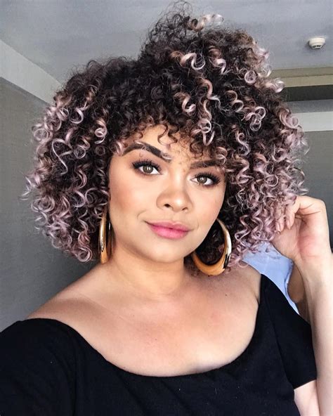 Cabelos Curtos Com Mechas 60 Ideias Para Quem Quer Iluminar O Rosto