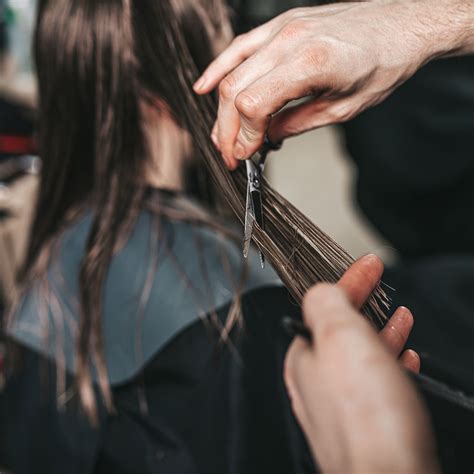 5 Stylish Classic Bob Haircuts Youre About To See Everywhere This