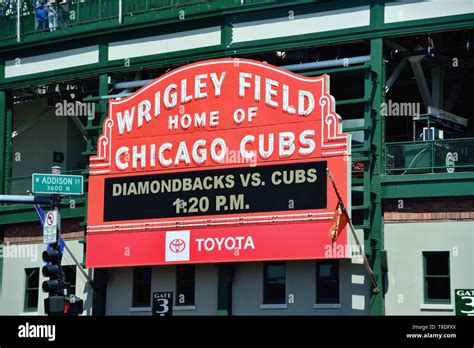 Chicago Illinois Usa The Iconic Marquee Above The Main Entry Gate To
