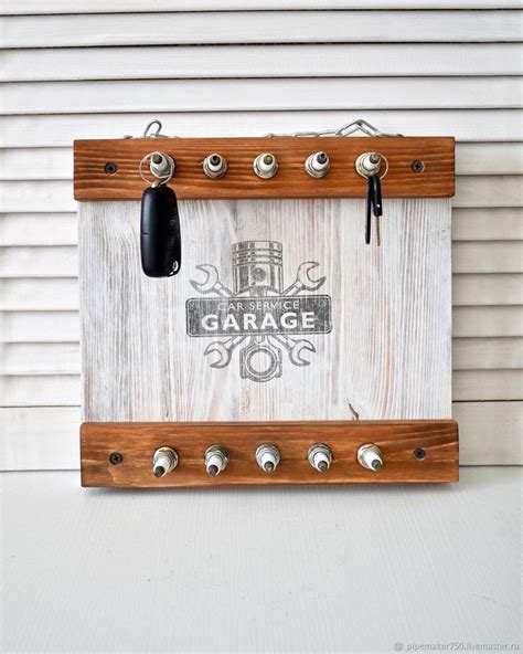 Настенная Ключница из дерева | Diy wood pallet projects, License plate ...
