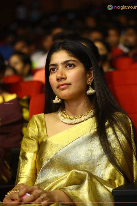 Sai Pallavi Actress Hd Photosimagespics And Stills