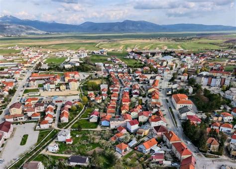 Tomislavgrad Iznajmljuje Se Kuća Na Laticama Tomislav City