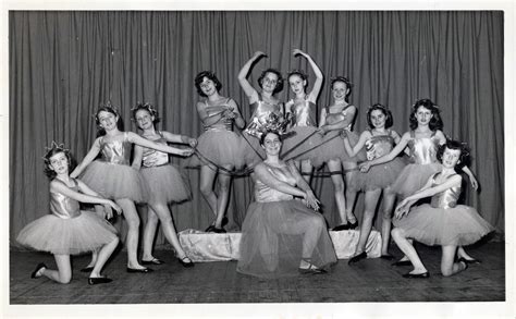Another Tableau Of Vintage Dancing Girls Sam Salt Flickr