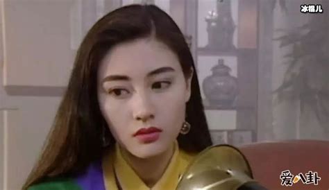 李嘉欣成长经历艰辛，遭父亲遗弃和母亲生活！ 明星 冰棍儿网