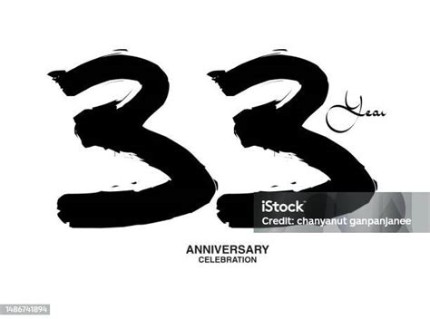 33주년 기념 벡터 템플릿 33자리 숫자 로고 디자인 33번째 생일 검은색 글자 숫자 브러시 그리기 손으로 그린 스케치 검은색 숫자 기념일 벡터 그림 0명에 대한 스톡 벡터