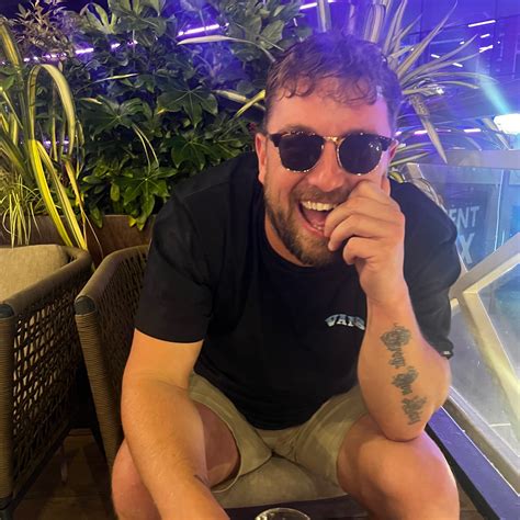 Onlyowains Profile Vids Pics And More Manyvids Manyvids