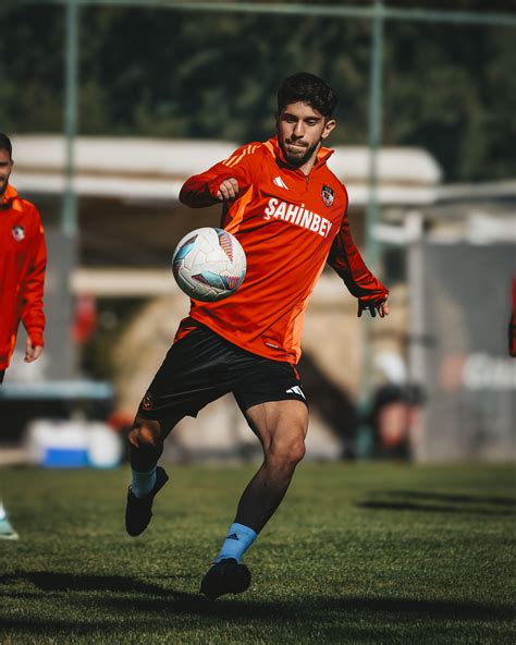 FENERBAHÇE MAÇINA HAZIRIZ Gaziantep FK