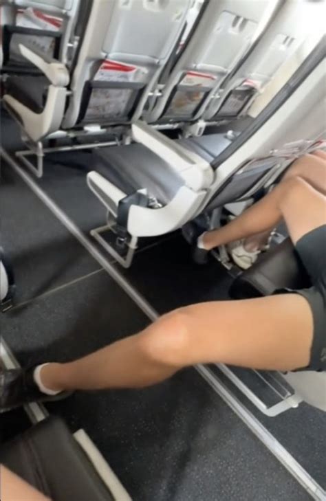 Huge Debate Over Video Of Manspreading On Plane Au