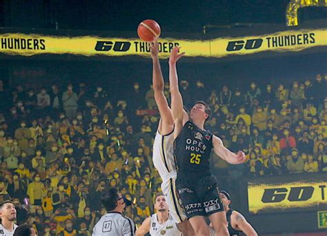 Bリーグオープンハウスアリーナ太田こけら落とし群馬クレインサンダーズ快勝 非日常空間がファンの生活になるようと指揮官も感嘆 前編