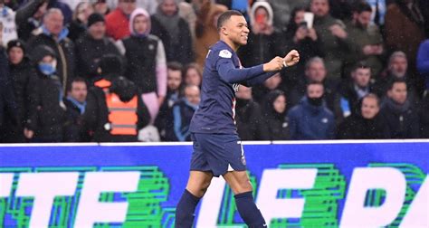 Kylian MbappÉ Et Karim Benzema