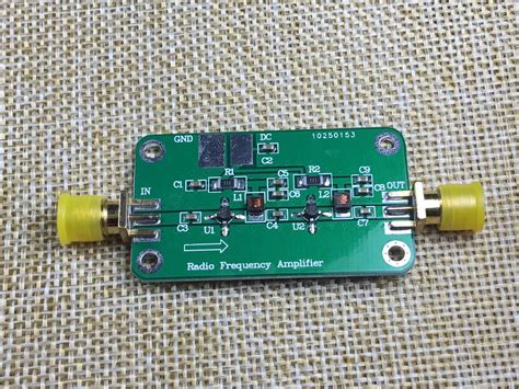 RF Broadband Low Noise Amplifier 1MHz To 2000MHz 64dB Gain NF 1 8 In Air Conditioner Parts From