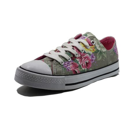 Stylish Canvas Shoes Roadtek
