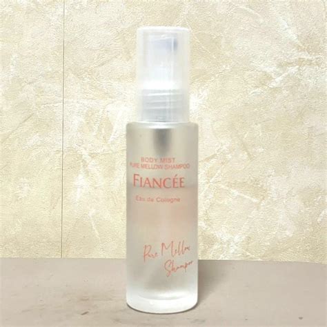 フィアンセ ボディミスト ピュアメロウシャンプー オーデコロン 50ml By メルカリ