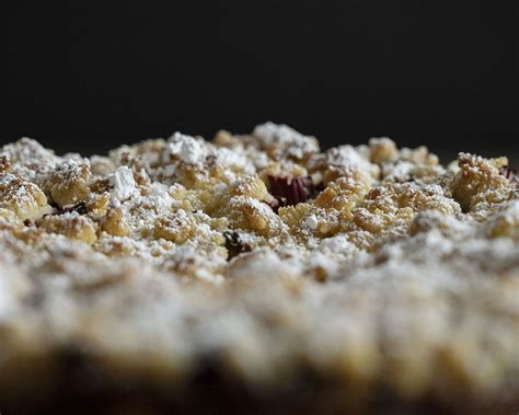 Rhabarberkuchen Mit Streuseln I Ein Klassiker Wie Von Oma