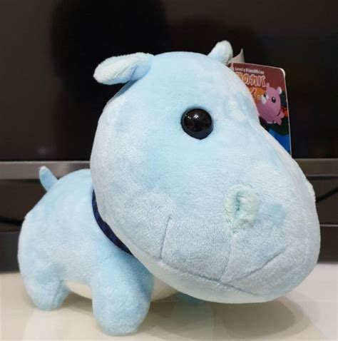 正版授權 日本raburi超萌河馬大頭領巾款萌河馬小屁股大眼q萌河馬rhino Yahoo奇摩拍賣