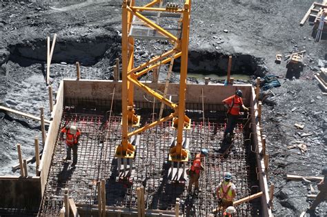 Installing A Tower Crane Built Halifax