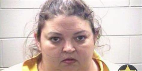 Mom Arrested After Allegedly Forming ‘suicide Pact With 10 Year Old Daughter Police Say