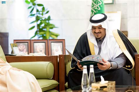 عام سمو الأمير محمد بن عبدالرحمن يستقبل رئيس المحكمة العامة بالرياض