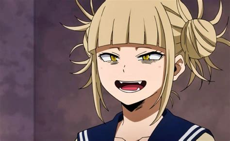 Modelo Hace Cosplay De Himiko Toga De My Hero Academia
