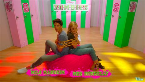 Tied Together Rope Challenge Milo Manheim