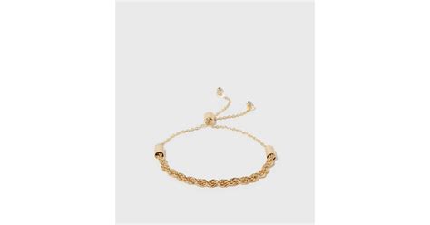 Gold Twist Toggle Braclet New Look