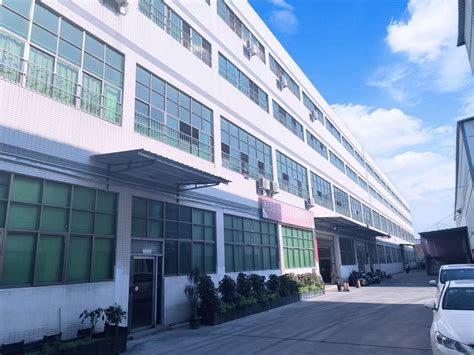 电缆桥架厂家槽式梯式铁槽150 200托盘式热浸锌镀锌金属电线线槽 阿里巴巴