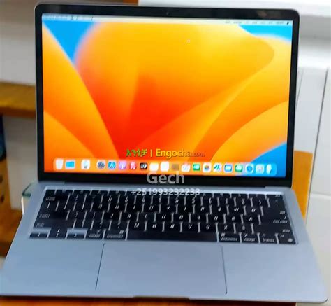 Macbook Air M1apple M1 Chip With 8‑core Cpu 7‑core Gpu And 16‑core