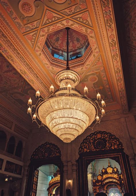 Iskcon Juhu Mandir R Mumbai
