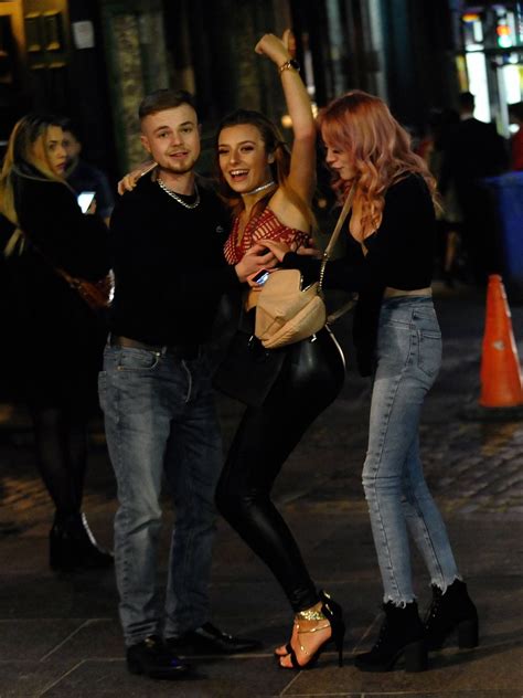 Very Drunk Girls New Years Eve 201819 Drunk Girls Uk
