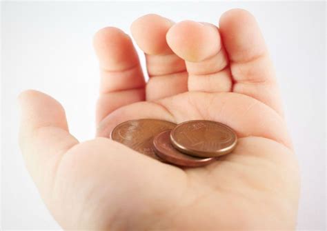 Международната организация на труда В условията на кризи трудовата експлоатация на деца се