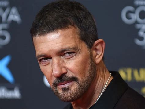 Netflix La Controvertida Película Protagonizada Por Antonio Banderas Que Es Furor Y Dura 1 Hora