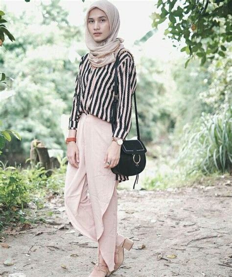 Dwihandaanda Hijab Fashion Outfits Fashion