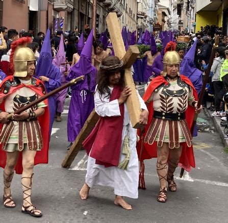 Así se desarrolló la procesión de Jesús del Gran Poder en el centro de Quito