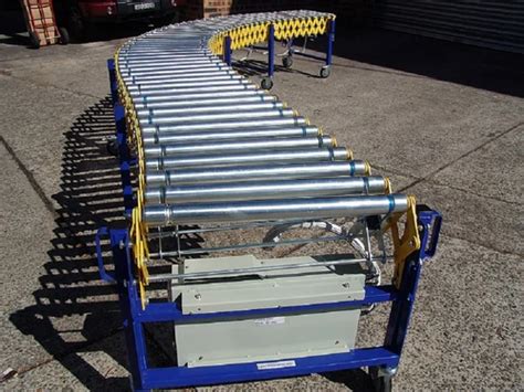 Mild Steel 3m Flexible Roller Conveyor Roller Diameter 30mm Capacity